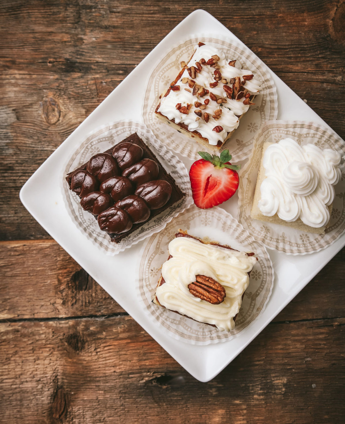 Special Events Catering - A La Carte Catering & Cakes